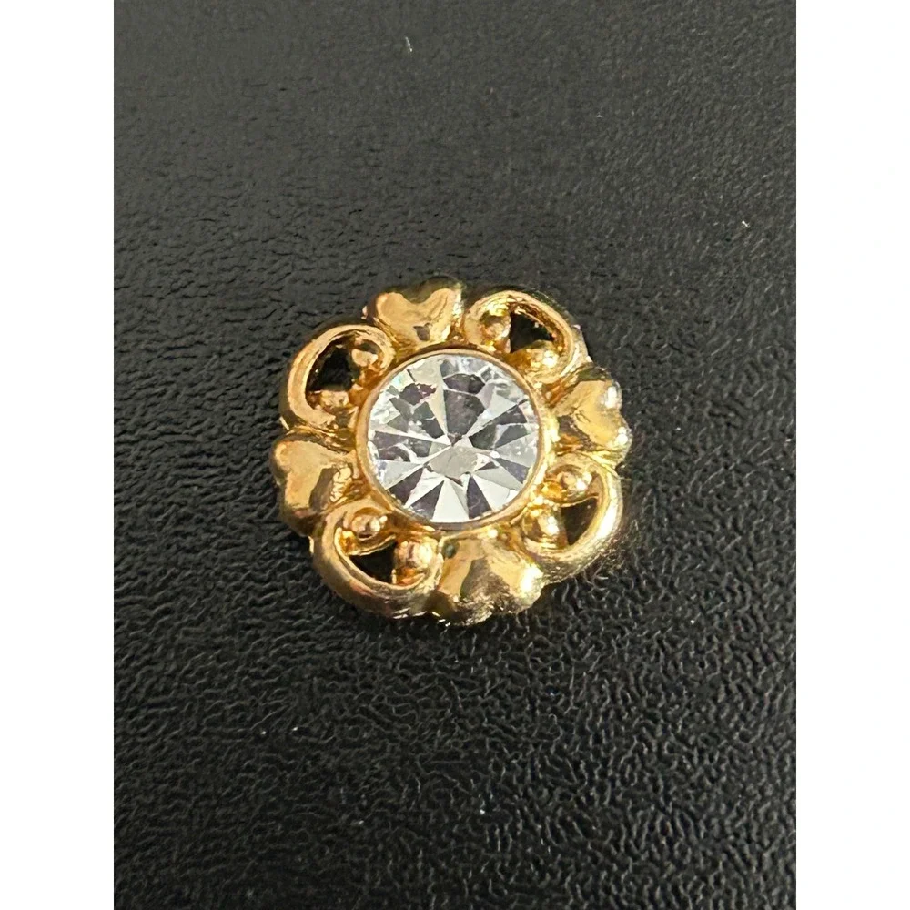 Magnolia And Vine | Jewelry | Magnolia And Vine Mini Flower Style Gold ...